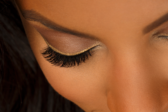 What To Do When Lashes Hit Your Glasses - Xtreme Lashes Blog