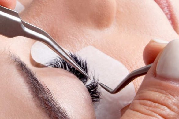 Eyelash Extensions: What to Expect during a Lash Application - Xtreme ...